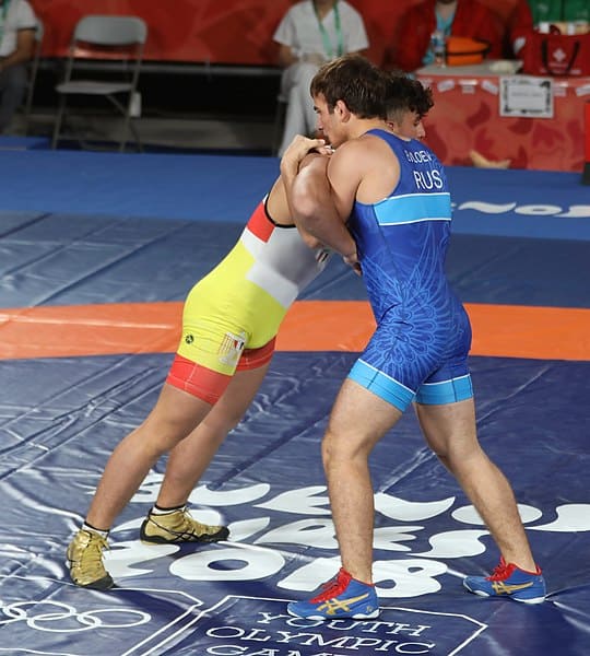 Why is The Underhook so Important for Grappling - Grapplezilla